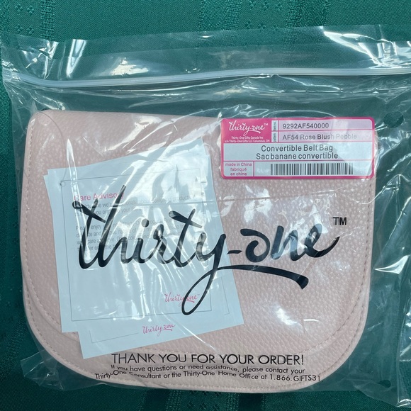 thirty-one | Bags | Nwt Thirty One Convertible Belt Bag Rose Blush ...